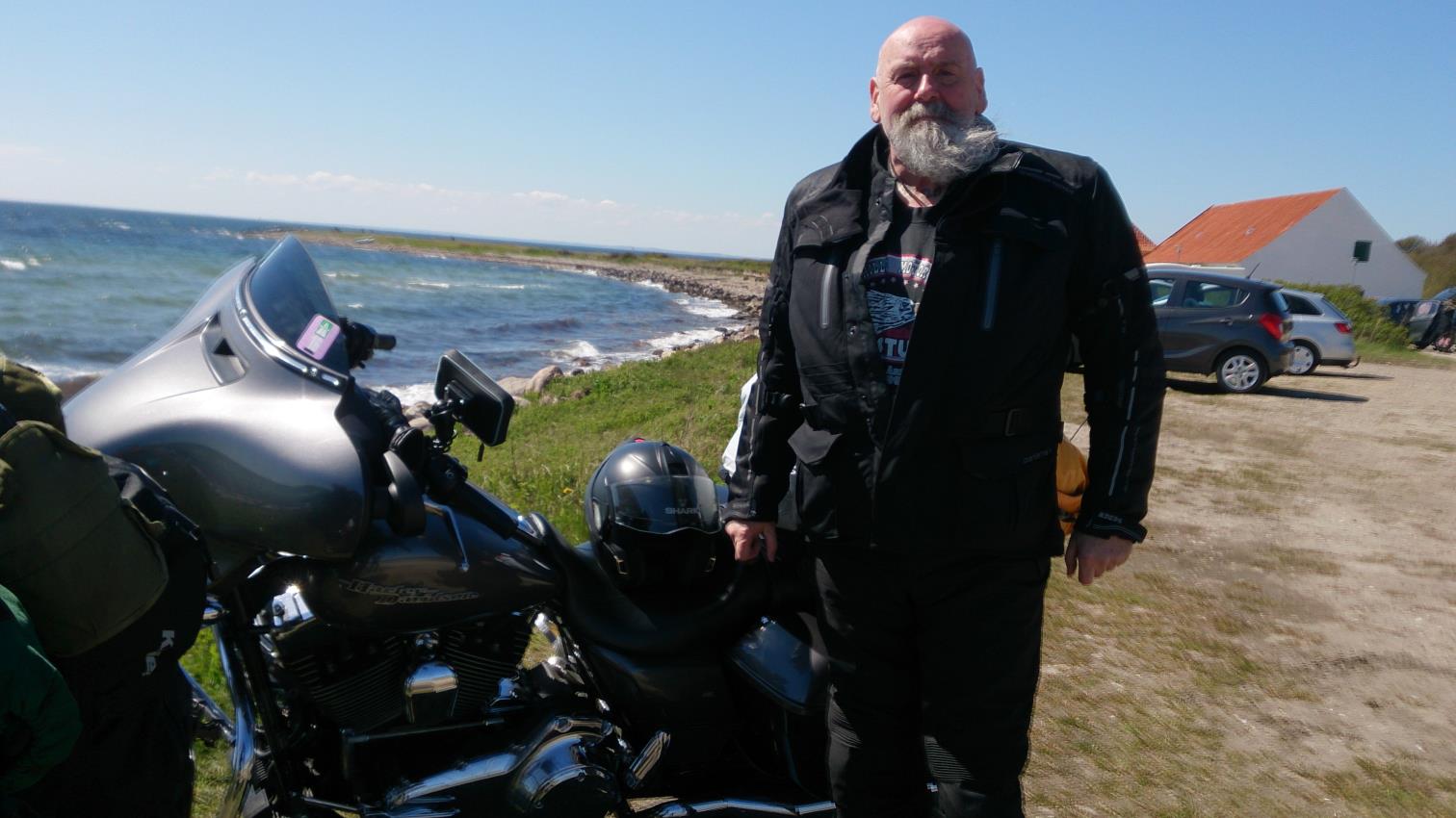 Riding man's Profile [Biker Match]