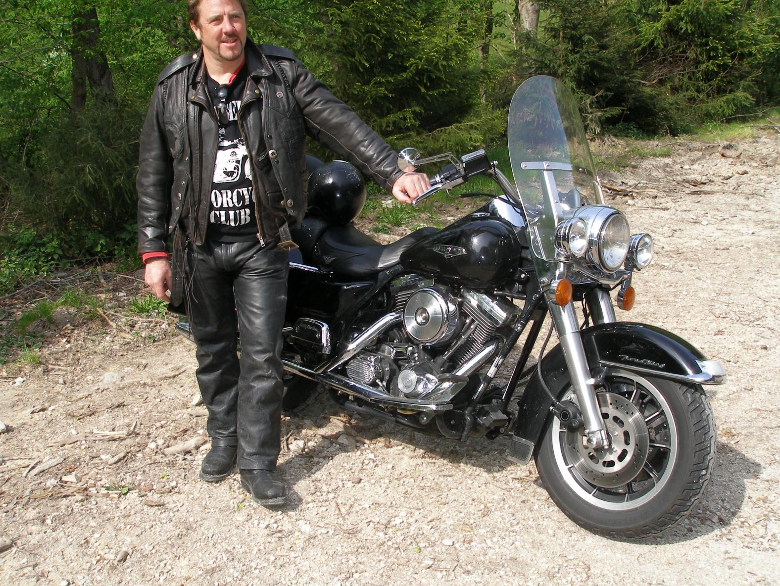 pheonix's Profile [Biker Match]